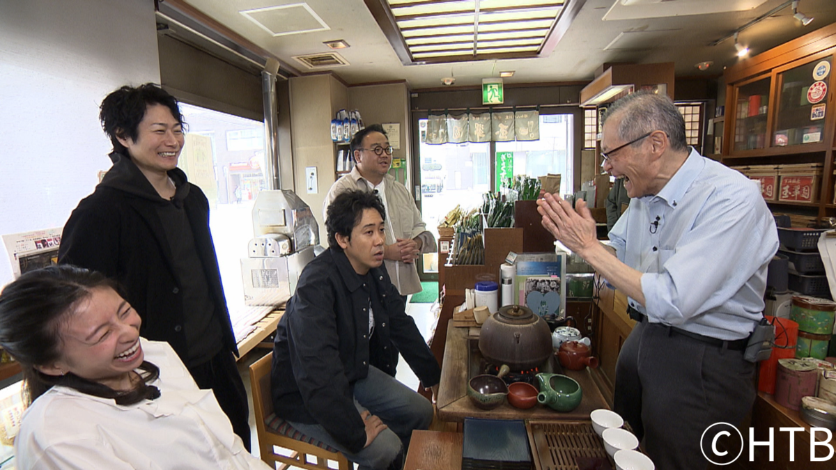 SODANE - 札幌市中央区で”お茶界のカリスマ”との出会いに、豚一家の好奇心が止まらない！「おにぎりあたためますか」は毎週放送直後に『hod』で配信中！